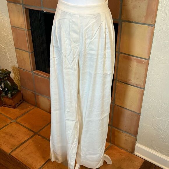 J. Jill | Pants & Jumpsuits | Jjill Love Linen Porcelain Pleated Wide ...